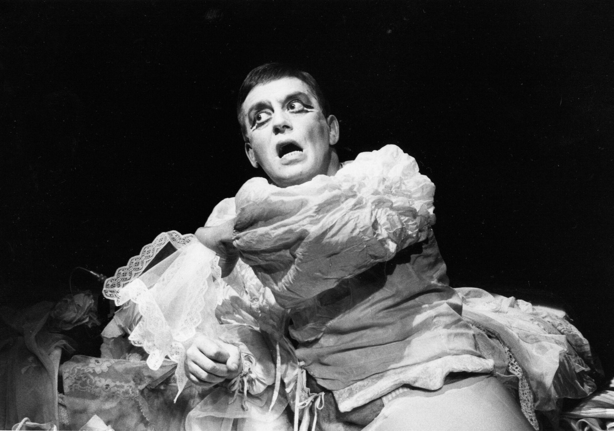 La vita di Carmelo Bene in "Sono apparso alla Madonna" - laCOOLtura